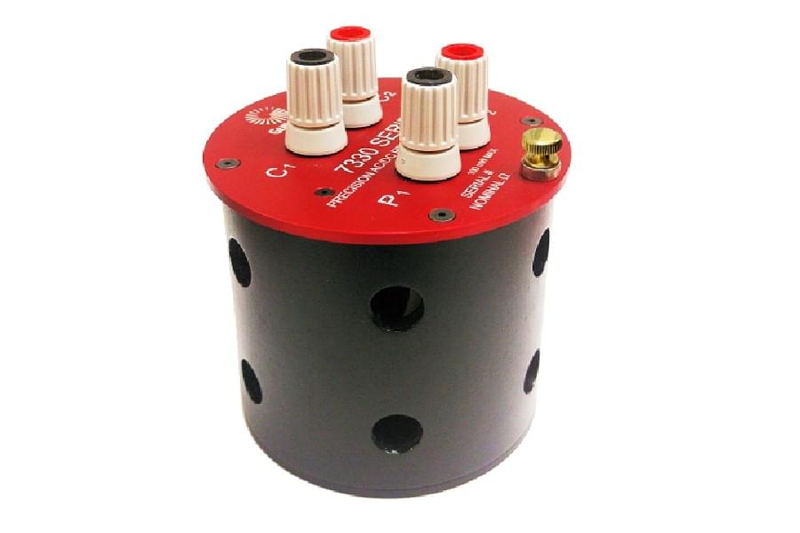 Most Accurate Voltage Divider Resistance Standards DCC Bridge